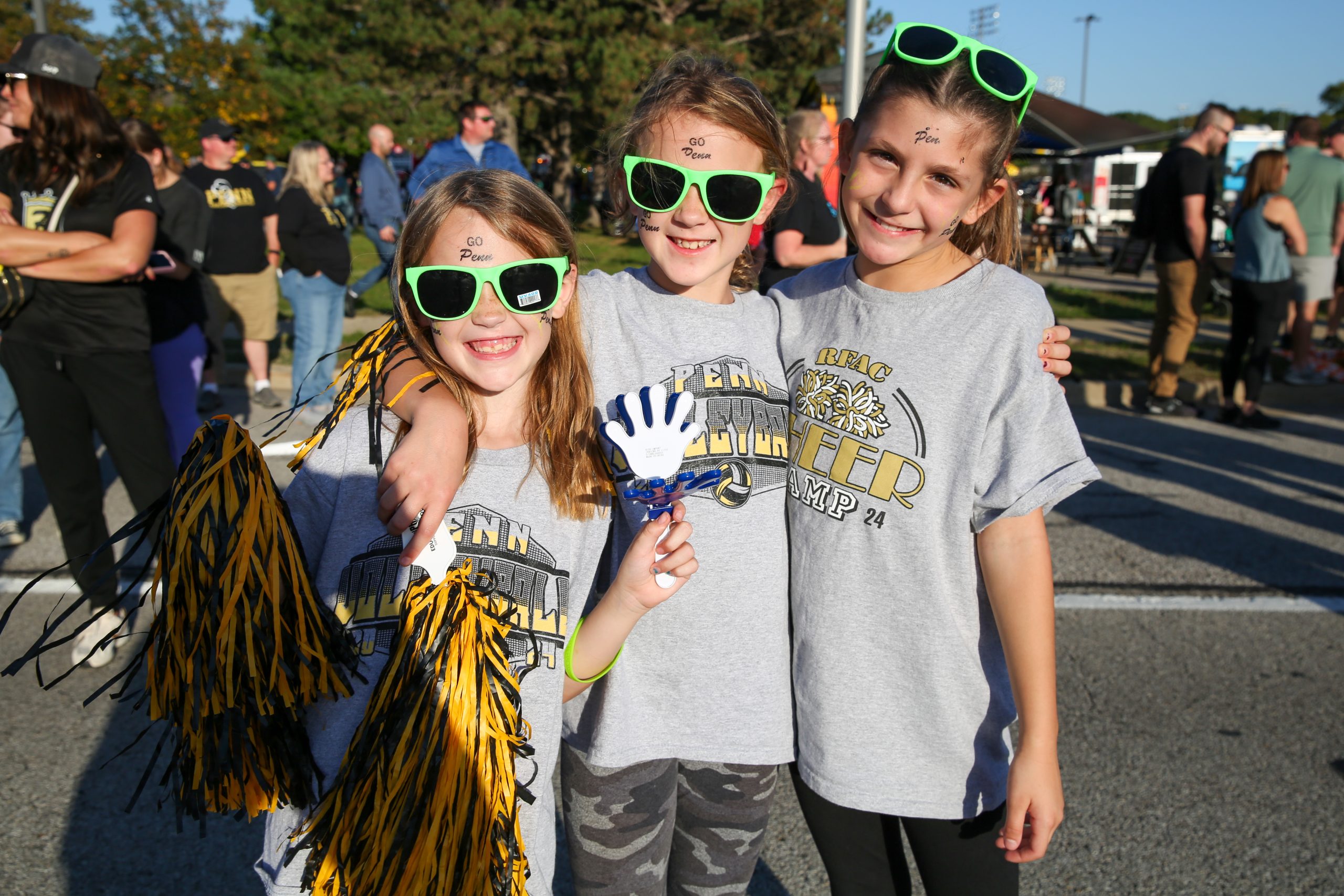 Penn Homecoming Parade Spectators 10-4-24 (18) - Moran Elementary School